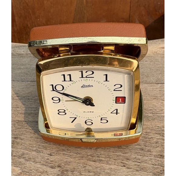 Wall Decor | Vintage Tradition Alarm Travel Wind Up Clock With Date ...